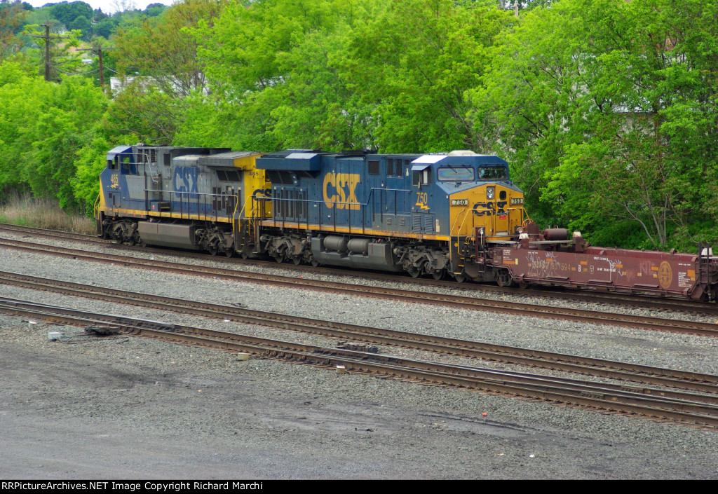 CSX 750